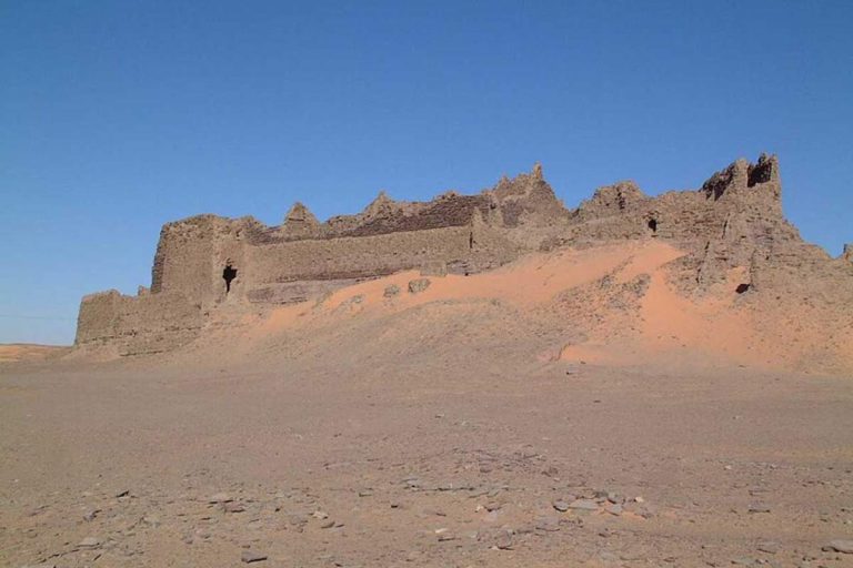 Cosa ci fa una roccaforte nel deserto? L'incredibile mistero di Ksar ...